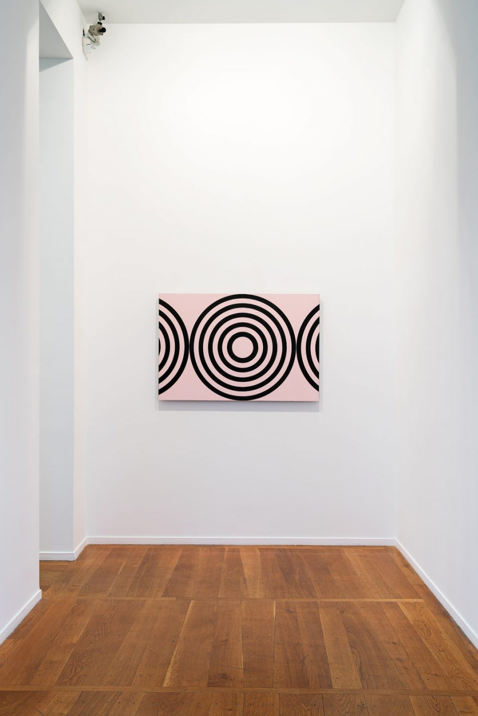 Xippas | Michael Scott – Circle Paintings